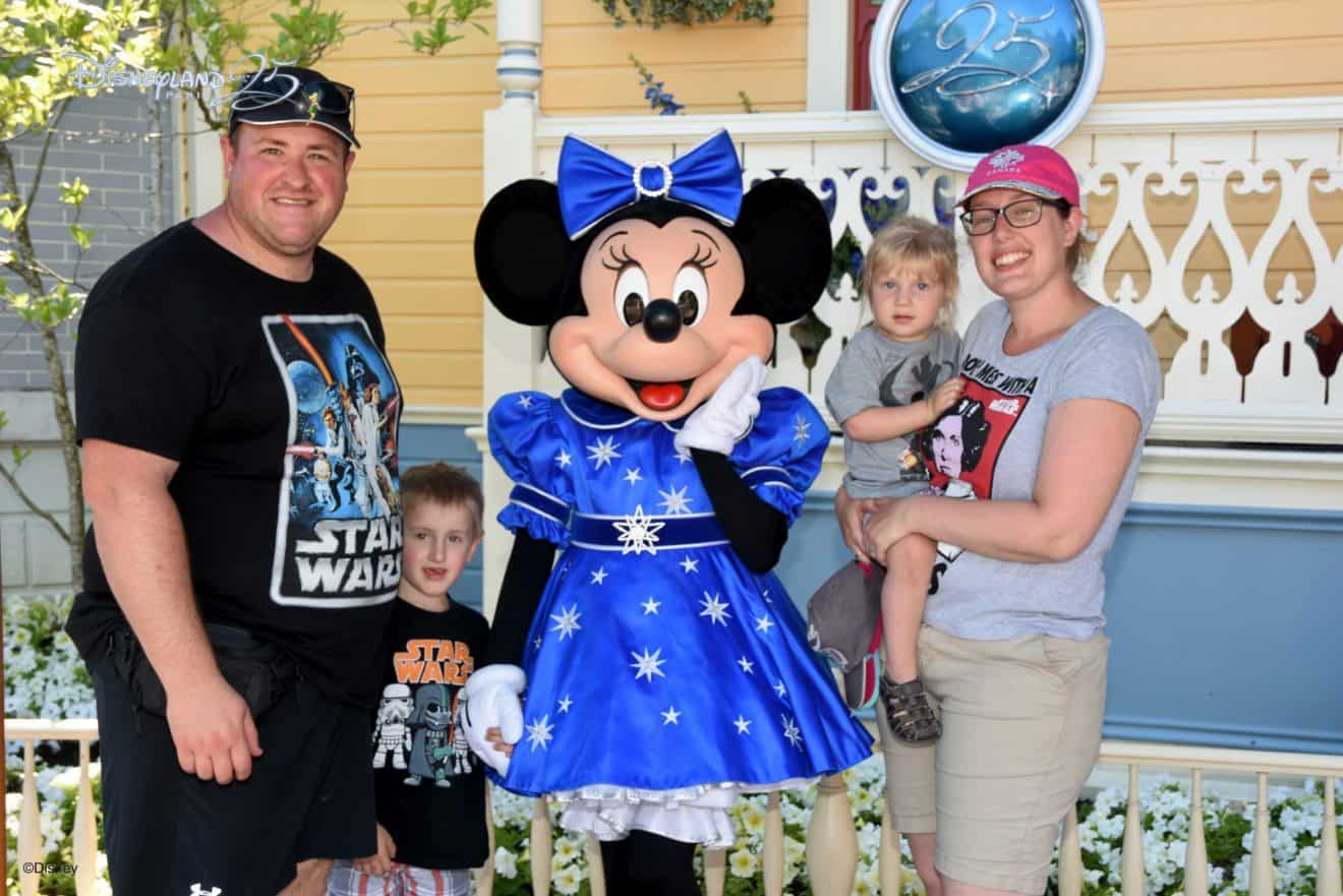 Behaviour & Discipline With Kids at Disney & Theme Parks • Mouse Travel ...